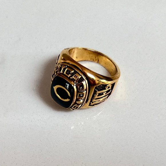 Balfour | Accessories | Vintage Chicago Bears Balfour Nfl Ring With ...